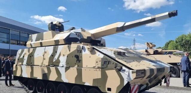 尴尬的开拓者：RCT120拳狮犬火力支援车 - 哔哩哔哩