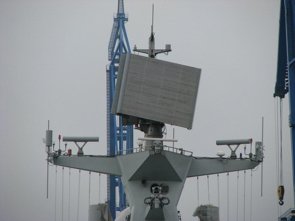 中国海军现役战斗舰艇主搜索雷达概况 - 哔哩哔哩