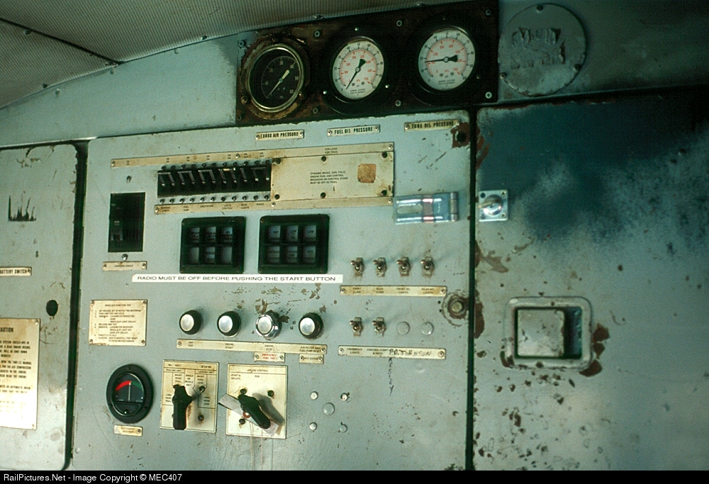 美国铁路事故节选46:U18B型内燃机车相关事故与处理 - 哔哩哔哩