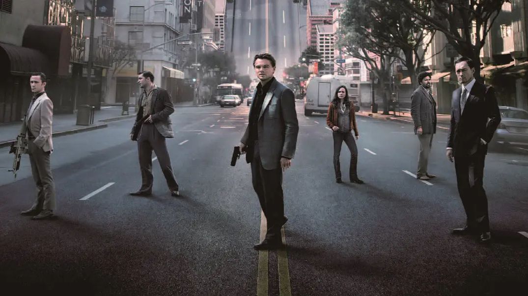 盗梦！本质含义：看似诡异的盗梦行动，实则为爱迷失，为亲情回归 - 哔哩哔哩