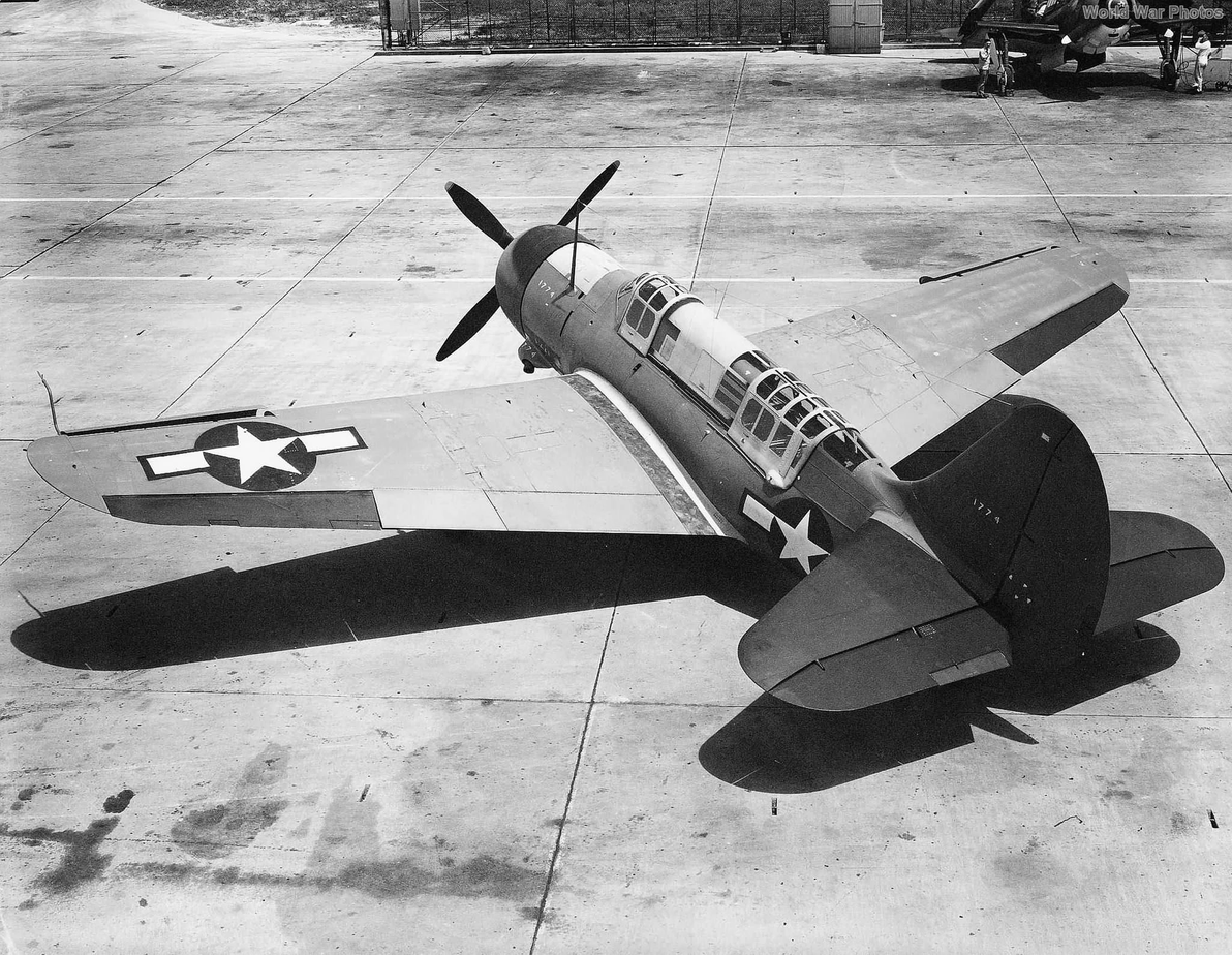 大尾巴恶兽——SB2C地狱俯冲者型号辨别 - 哔哩哔哩