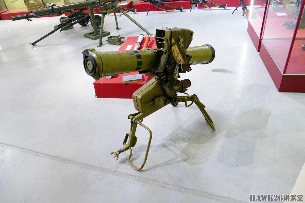 细看：9K111“巴松管”便携式反坦克导弹发射器 苏军的主力装备 - 哔哩哔哩