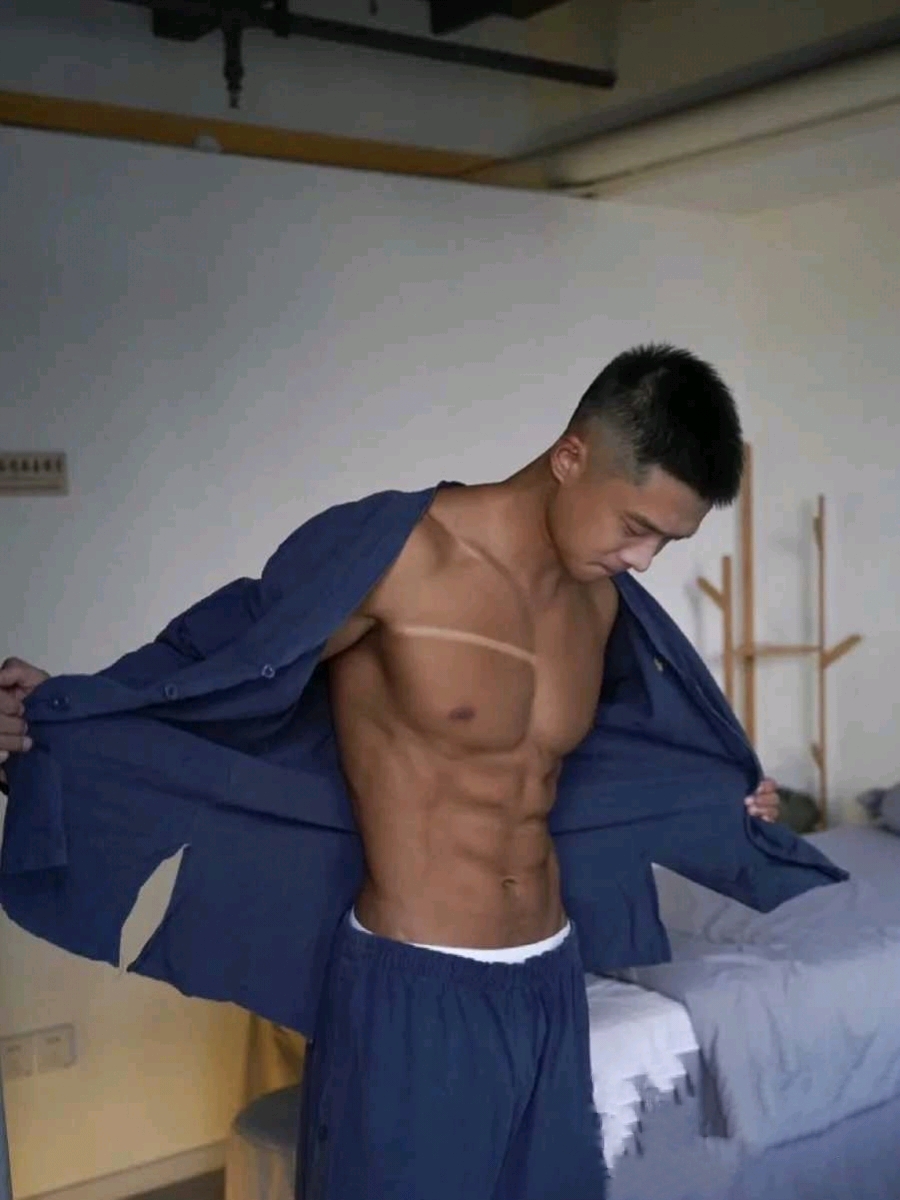 黑皮体育生 哔哩哔哩