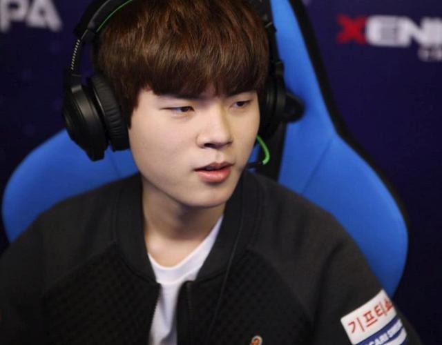 韩国最强ADC无缘S9！队伍矛盾频频，回归LPL是Deft最好的选择？ - 哔哩哔哩