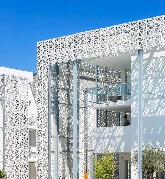 UHPC挂板有怎样的安装工艺流程和施工注意事项？ - 哔哩哔哩