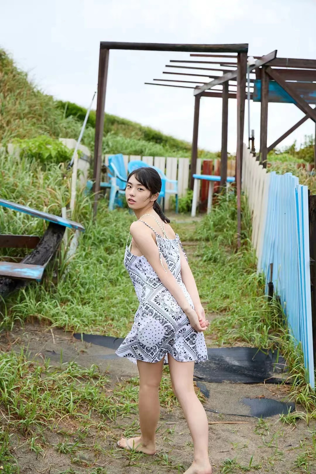 菊地姫奈「圧倒的ヒロイン」vol．2 ハイクオリティ120ページ fridayデジタル写真集 - 哔哩哔哩