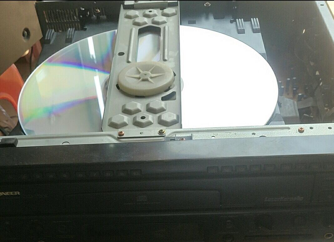 话LD雷射影碟机的那些往事！ - 哔哩哔哩