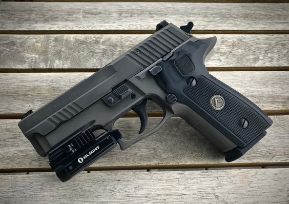 枪械科普：SIG P229 - 哔哩哔哩