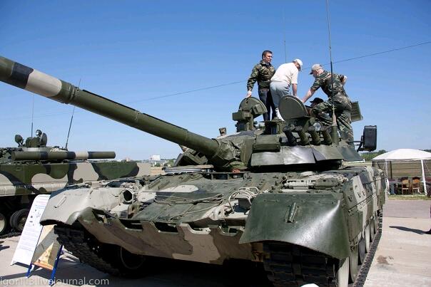 T80系例改进型号，观瞄火控，装甲防护与动态保护系统(2) - 哔哩哔哩