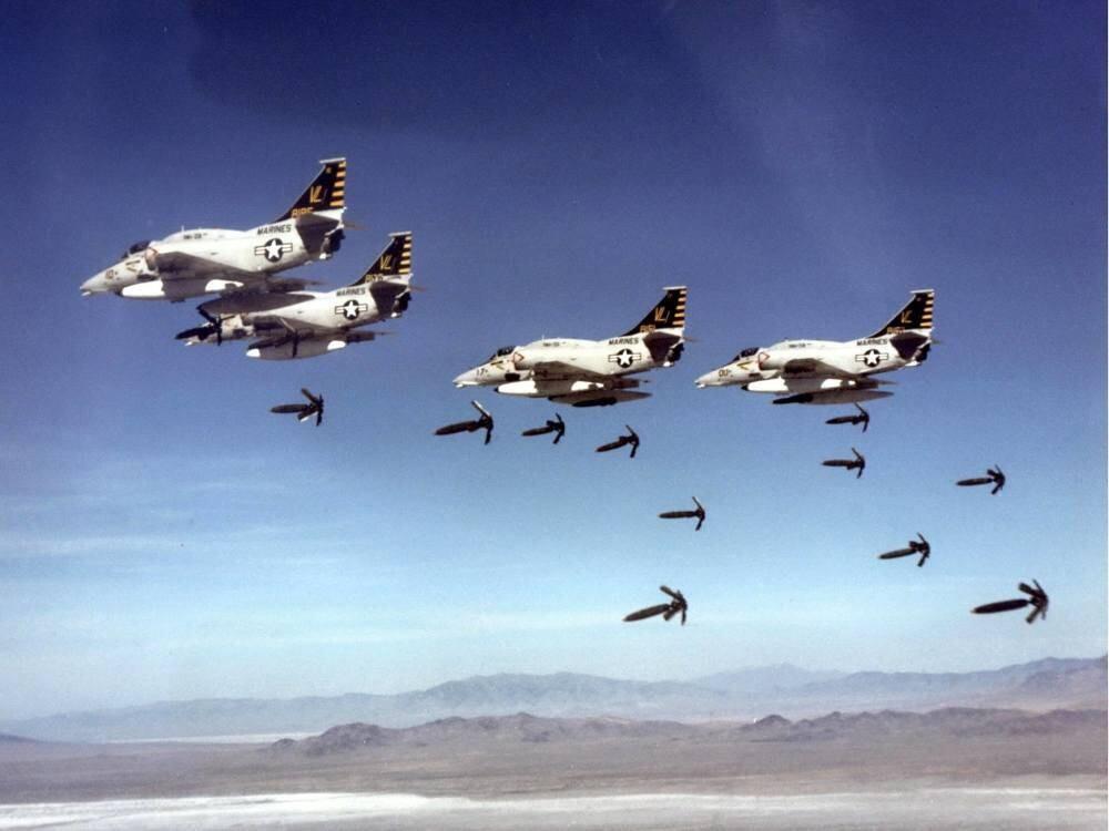 聊聊A-4舰载攻击机：英雄莫问出处、好机不论大小 - 哔哩哔哩