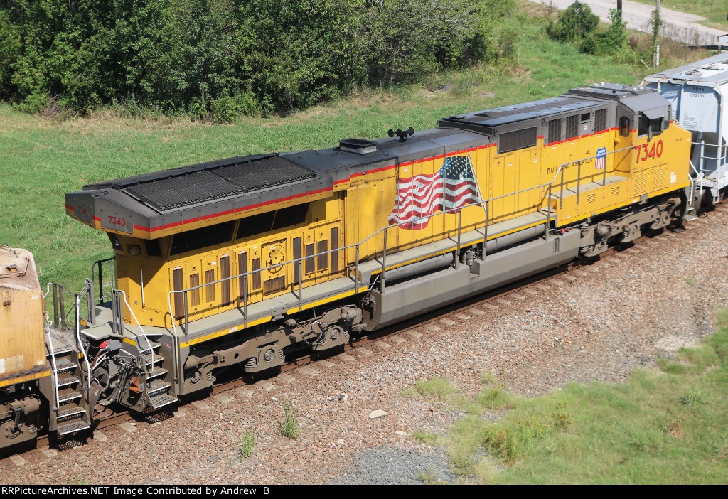 【科普】为重载运输而生的美国联合太平洋铁路AC44CW型和AC44CW-CTE型内燃机车 - 哔哩哔哩