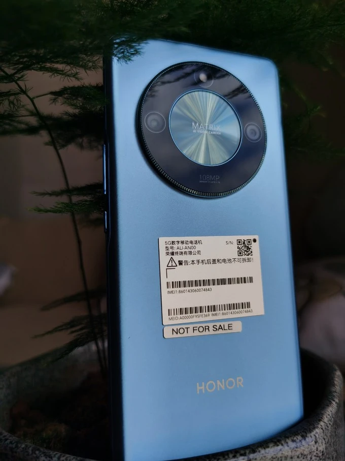 5800mAh大电池，骁龙6G1+1.5K曲屏+一亿像素，千元机良心代表 - 哔哩哔哩