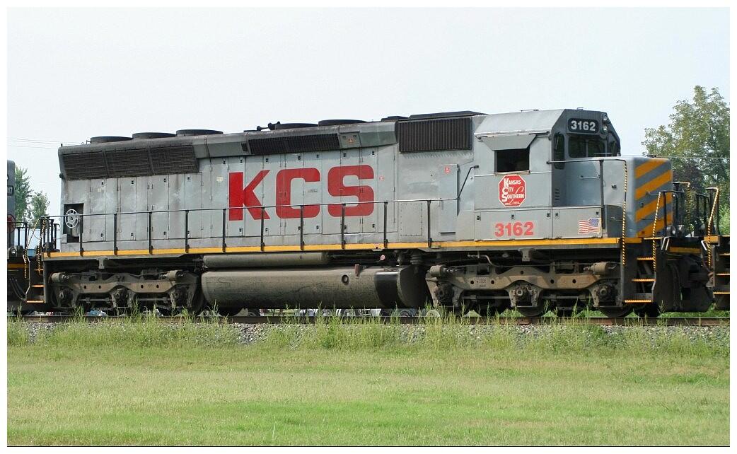 易安迪公司永远的经典——SD40系列内燃机车 - 哔哩哔哩