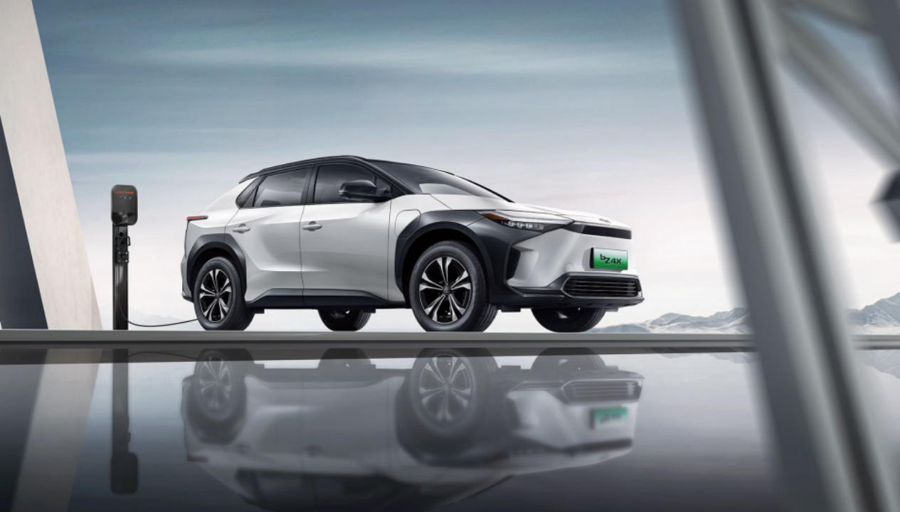 广汽丰田bZ4X：20万就能买到丰田中型SUV，合资/自主都慌了？ - 哔哩哔哩