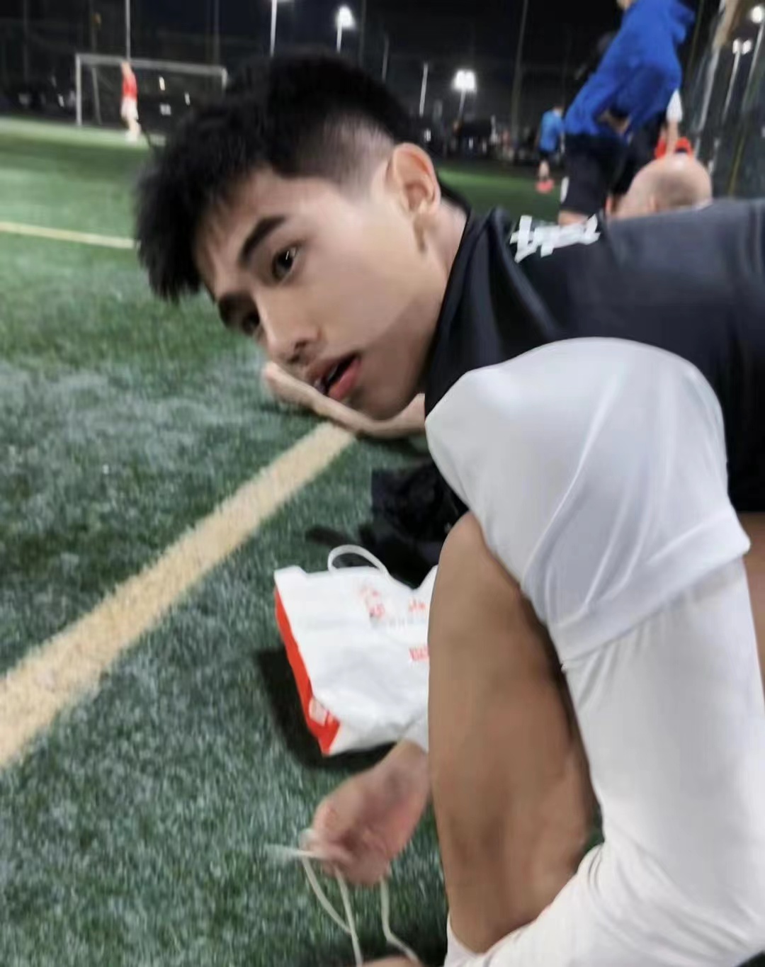 185cm值男体育生 哔哩哔哩
