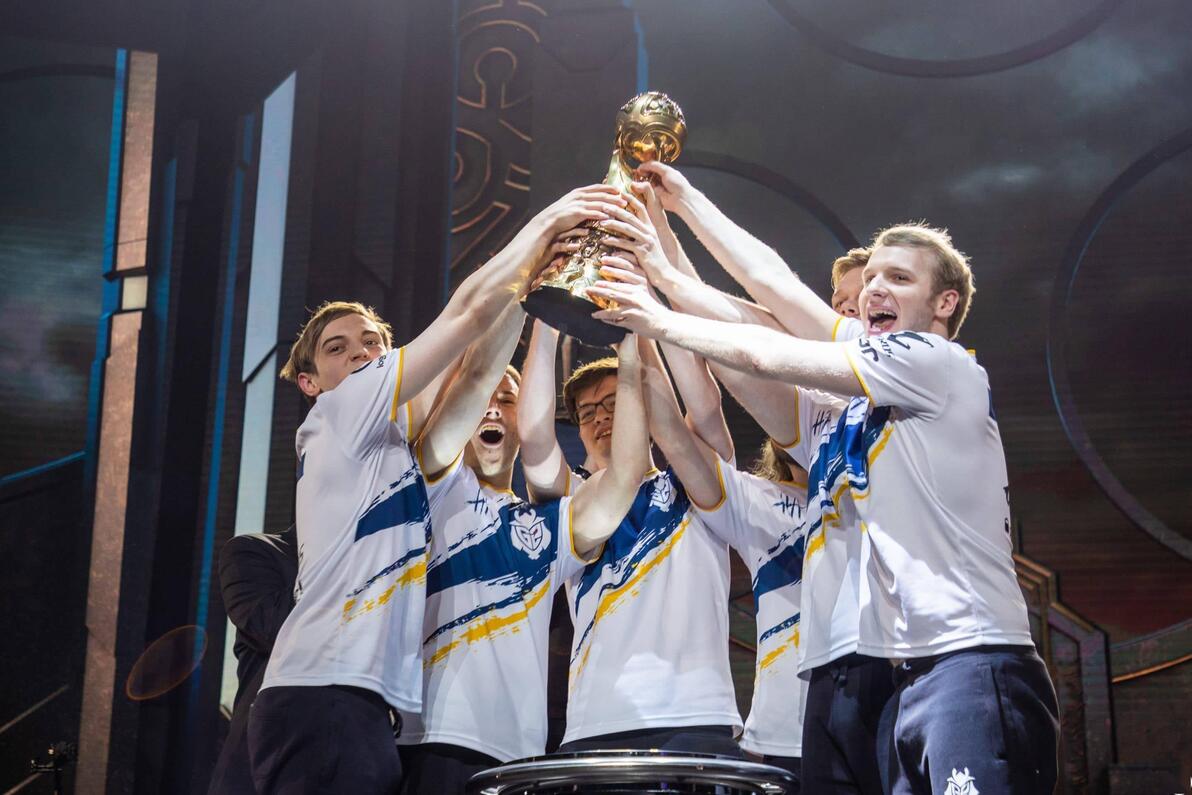 【2022LPL春季赛总冠军】Bin荣获FMVP RNG将代表LPL出征MSI 5冠军齐聚巅峰竞技 - 哔哩哔哩