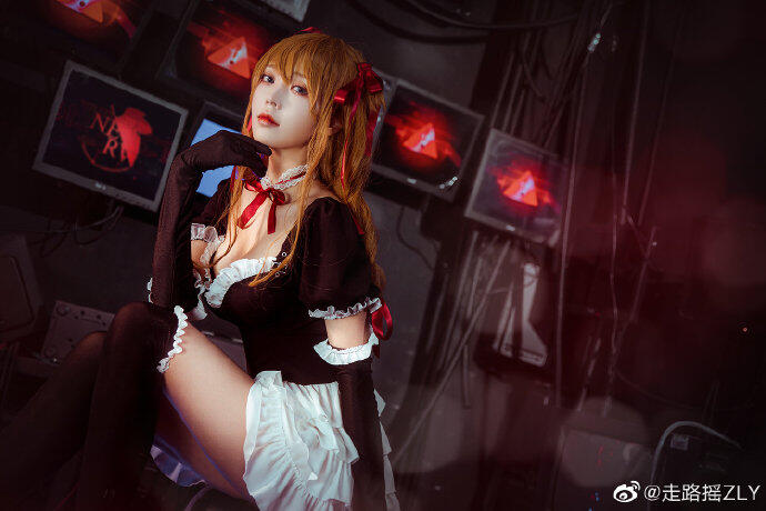 【COS正片】EVA明日香cos,甜美明日香女仆ver cn走路摇 - 哔哩哔哩