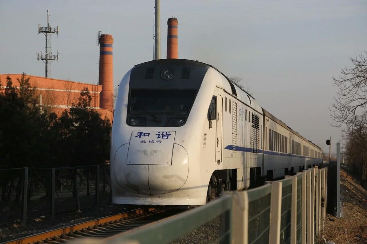 最后的内燃动车组－和谐长城号动车组 - 哔哩哔哩