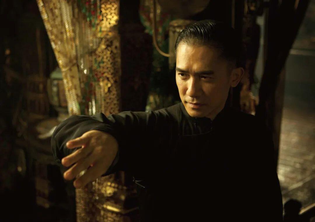 专访｜梁朝伟的现在时 - 哔哩哔哩