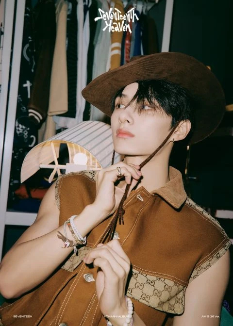 【SEVENTEEN】发布13人回归概念照...10月23日正式发行第11张迷你专辑！ - 哔哩哔哩