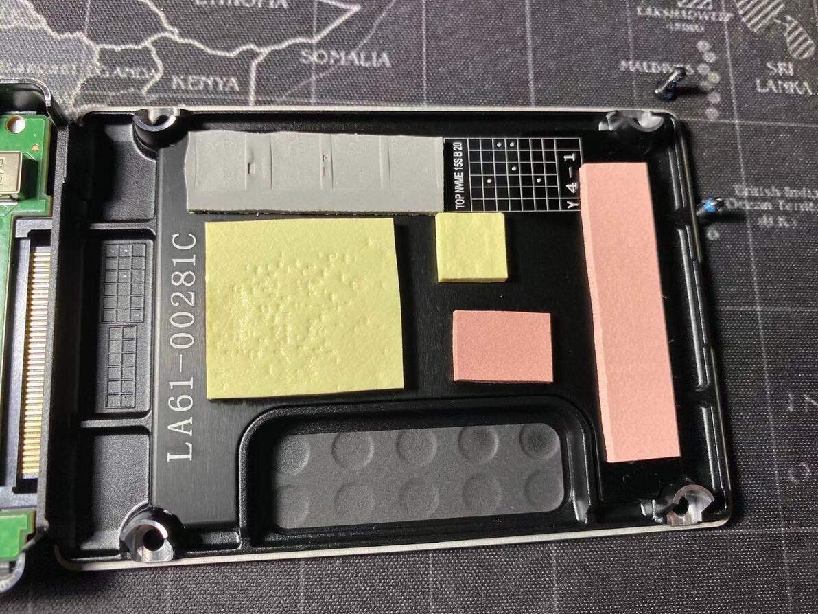 三星PM1733评测与拆解 - 哔哩哔哩