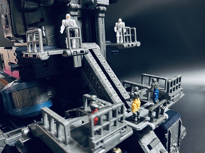 戴亚克隆 DA-95 ROBOT BASE GROUND DION 机器人基地：陆上机动战舰 大地戴昂 - 哔哩哔哩