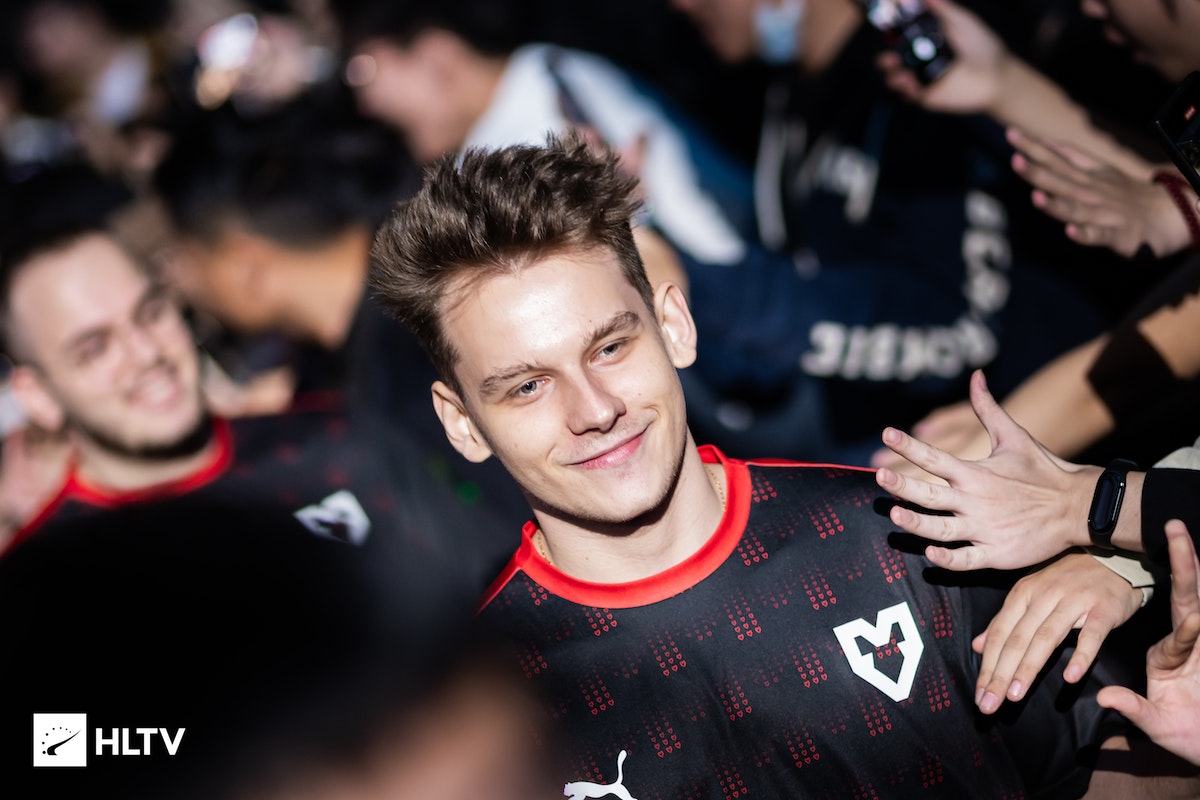 【CS2】frozen即将转换FaZe！MOUZ启用Brollan替补登场BLAST全球总决赛！ - 哔哩哔哩