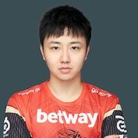 你从来都没见过的定妆照-Tyloo - 哔哩哔哩