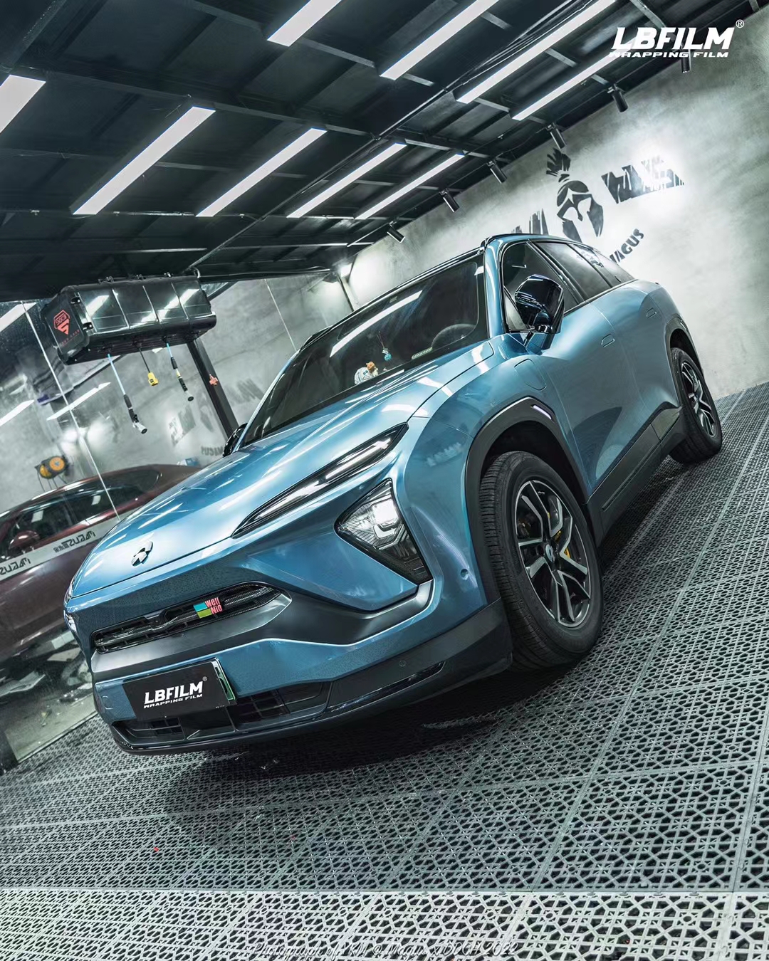 蔚来ES6-LB改色膜液态金属钨蓝，搭配低饱和度的蓝色 - 哔哩哔哩