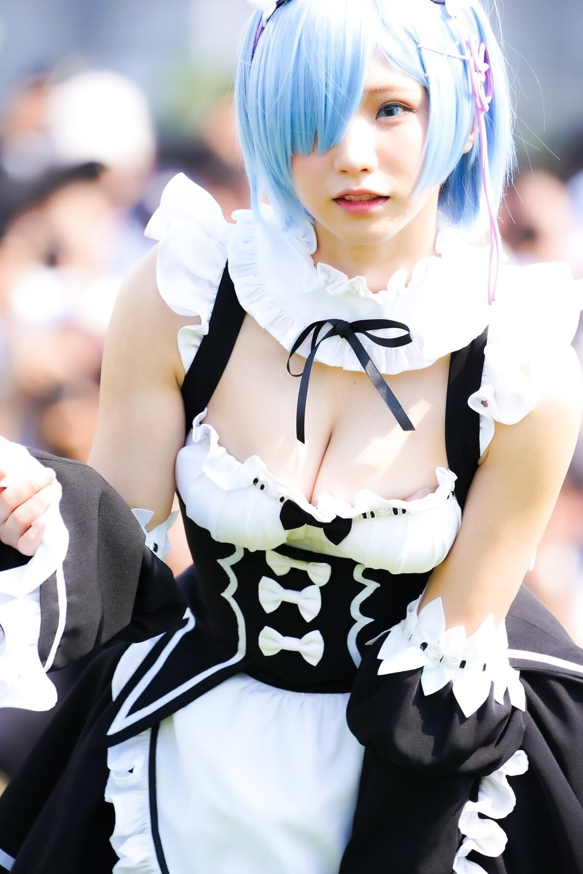 COSPLAY | 日本C96 美少女coser enako蕾姆COS图集，这也太nice了吧！ - 哔哩哔哩