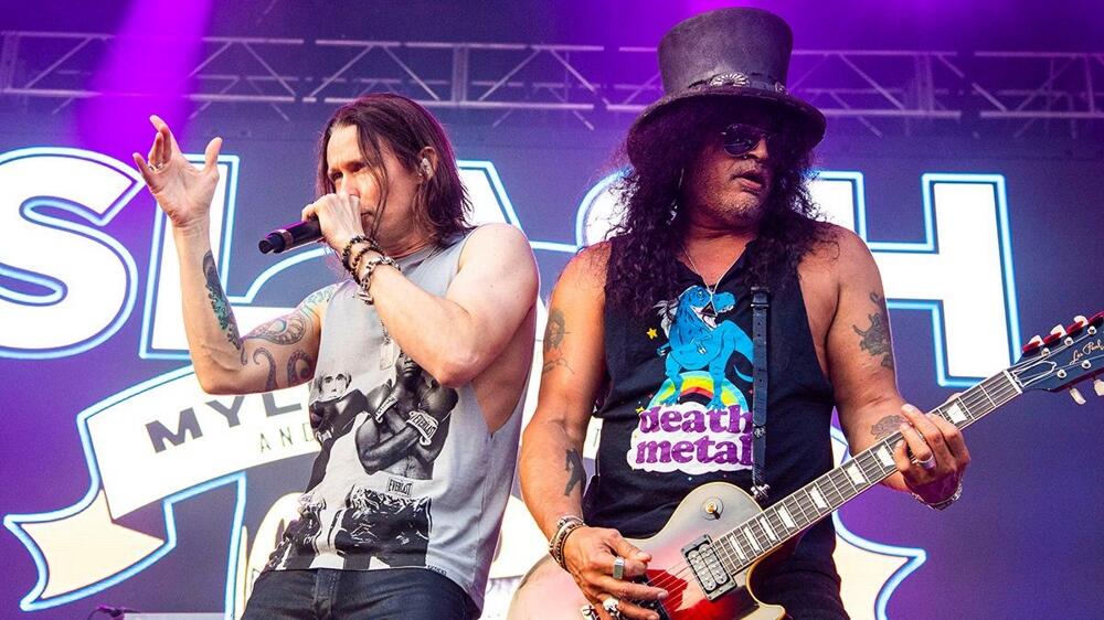 关于新专辑以及枪炮玫瑰乐队：吉他英雄Slash最新采访 - 哔哩哔哩