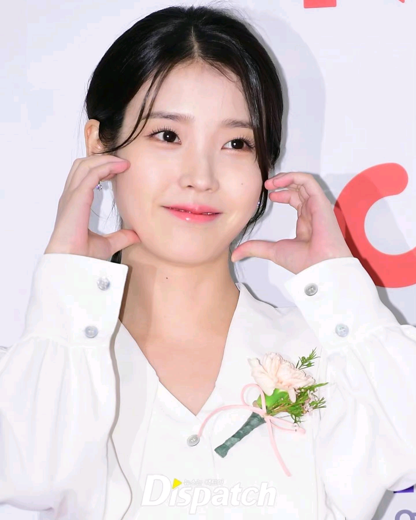 【iu】图片、头像、壁纸（103） - 哔哩哔哩