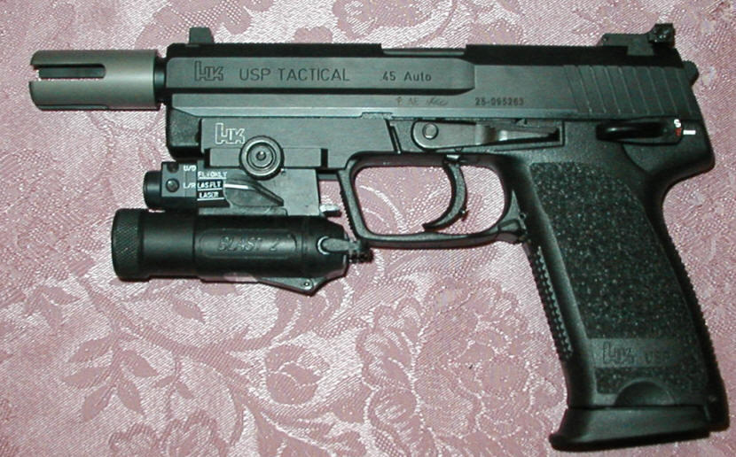 CSGO武器科普（二） USP消音版 - 哔哩哔哩