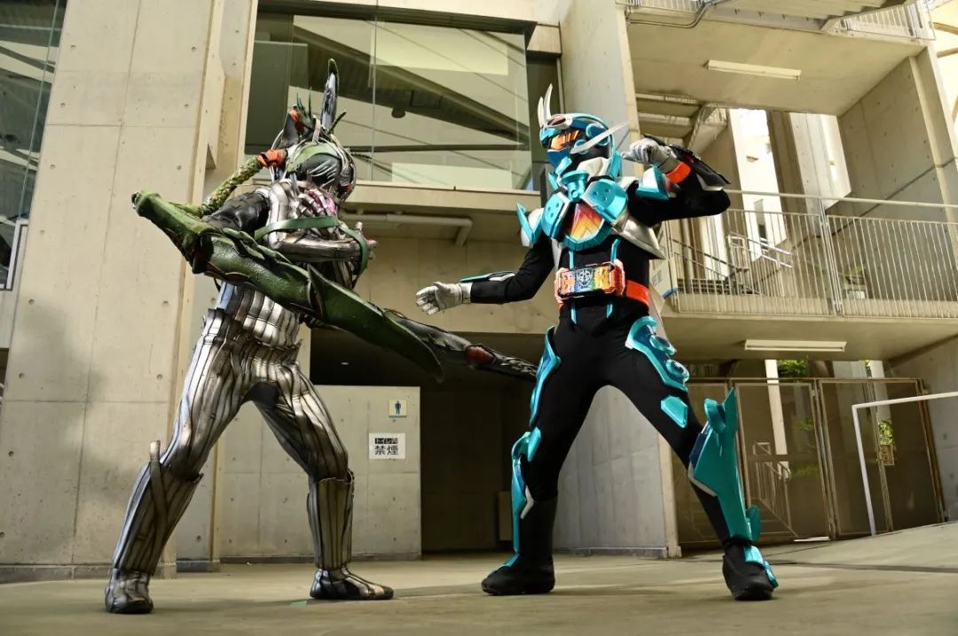 假面骑士Gotchard第1话预告公开，暗黑三姐妹出现了 - 哔哩哔哩