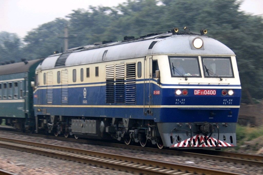 科普铁路机车东风11型 - 哔哩哔哩