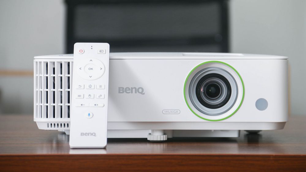 4000流明、四机同屏、双频双路Wifi，明基E592商务投影顶流之作？ - 哔哩哔哩