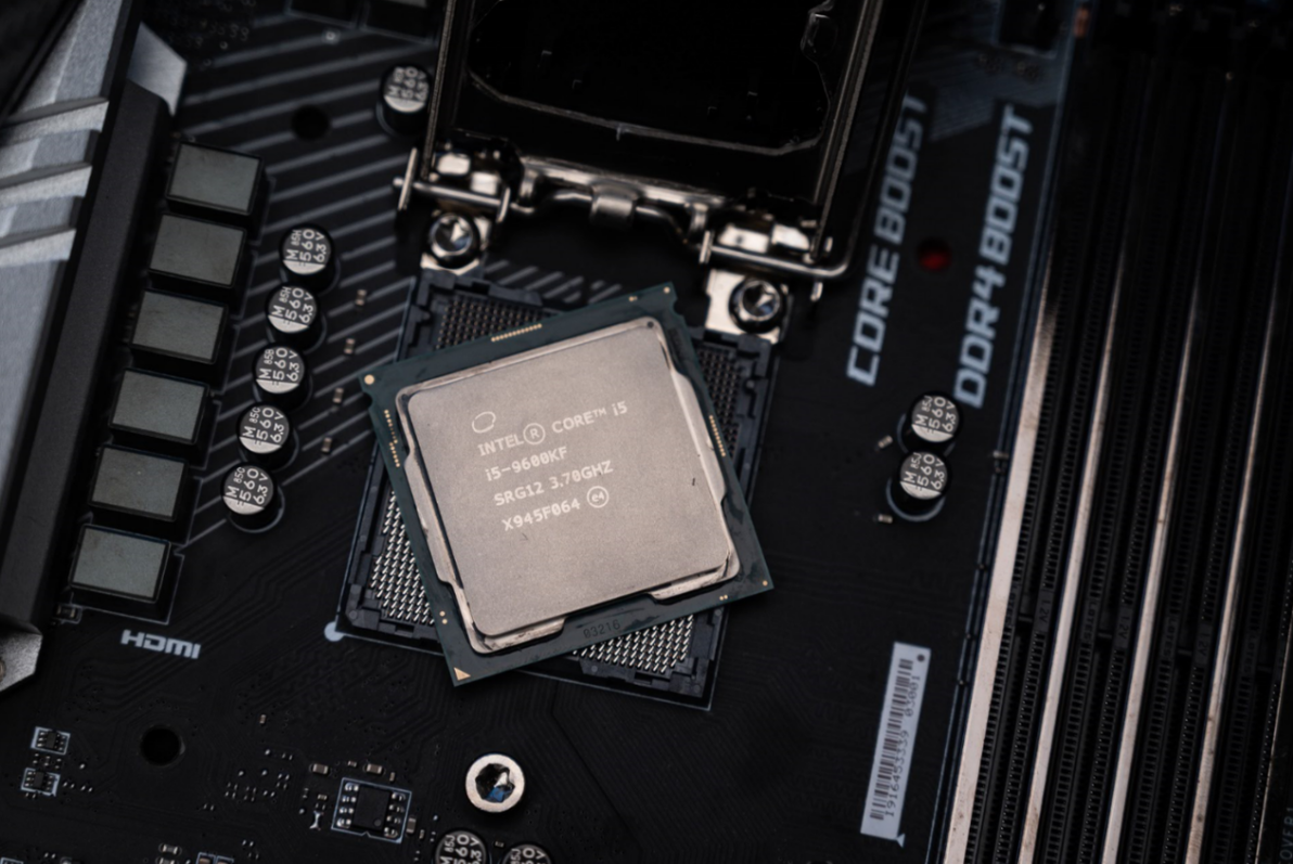 9600KF智商检测U还是性价比神器？实测battle一下才明白 - 哔哩哔哩