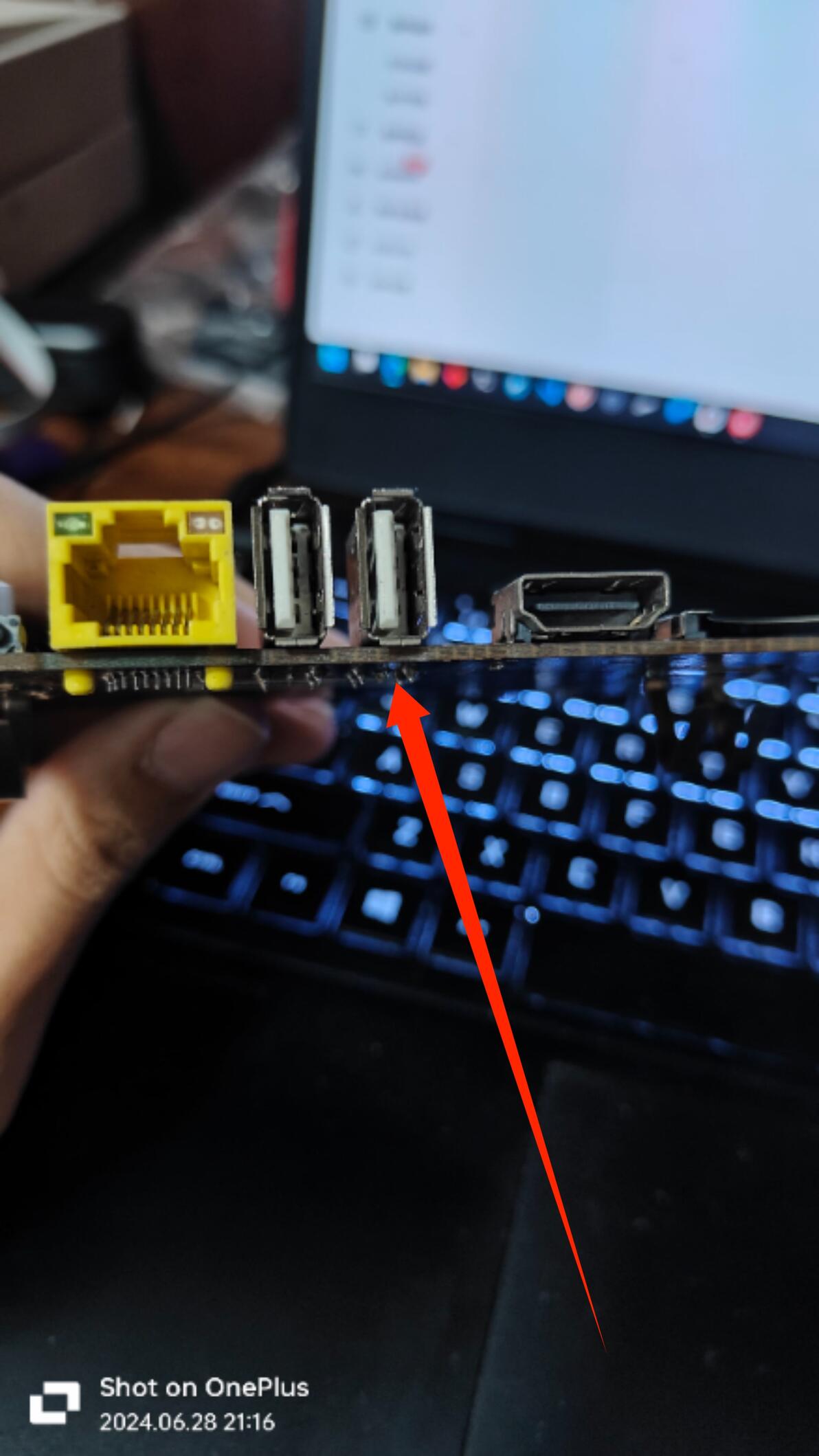 OneKVM：让你的矿渣变成低成本KVM管理工具 - 哔哩哔哩