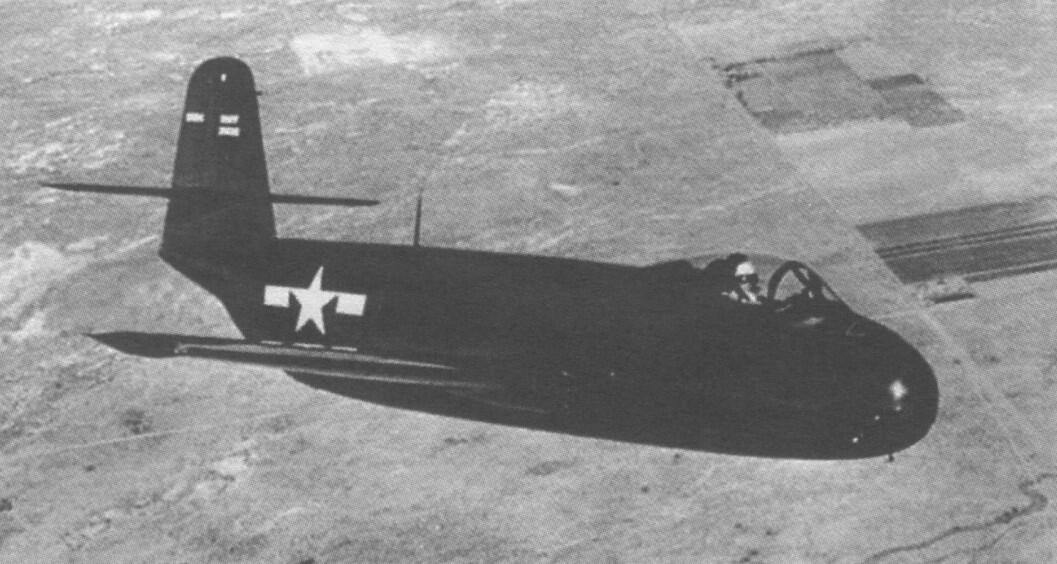 “F4U：大哥你谁？”——钱斯沃特 F6U“海盗” 喷气式战斗机 - 哔哩哔哩