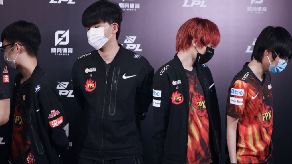 EDG、FPX先后完成超级翻盘！LGD遭遇五连败，官博出面安慰粉丝 - 哔哩哔哩