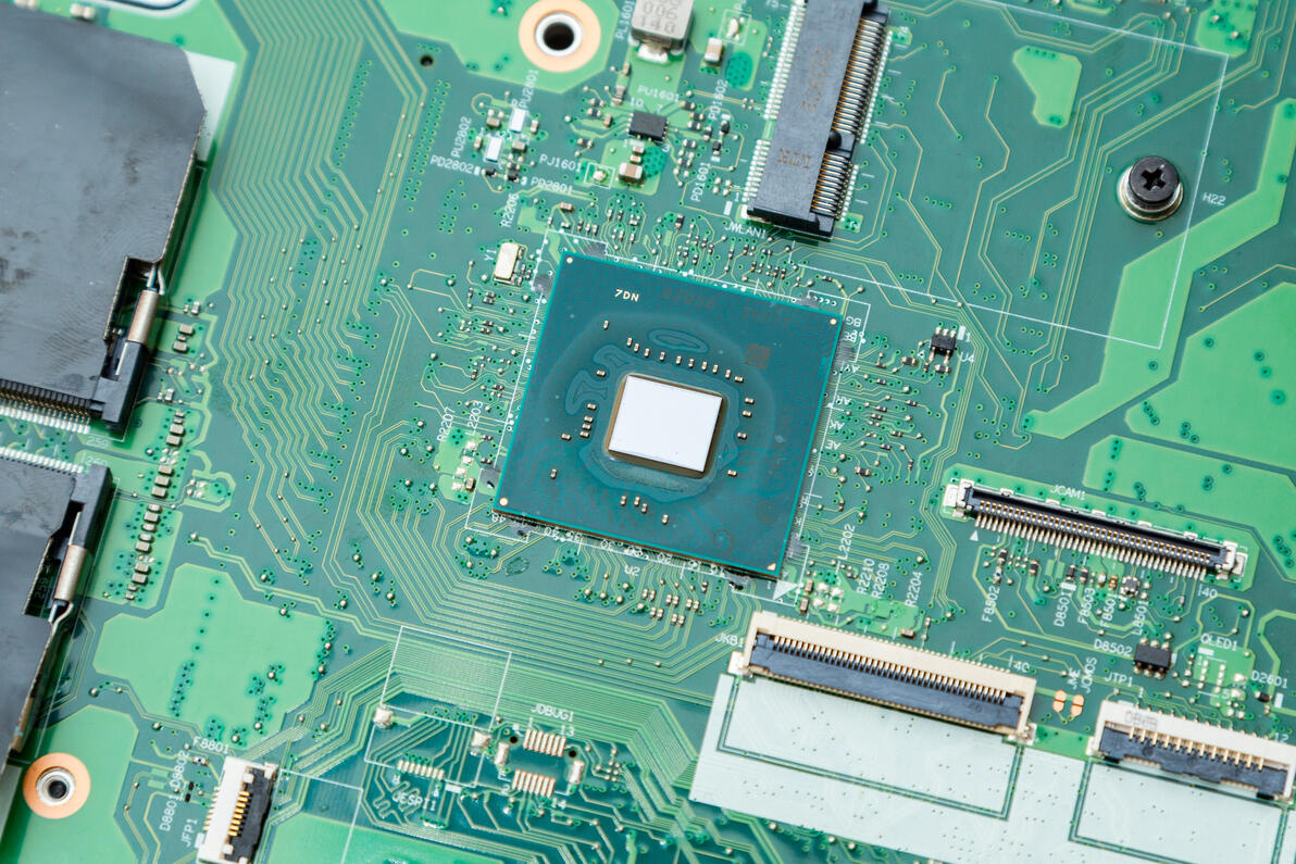 拆解评测ThinkPad P15\T15g：可能是当下设计用料最好的15寸移动工作站 - 哔哩哔哩