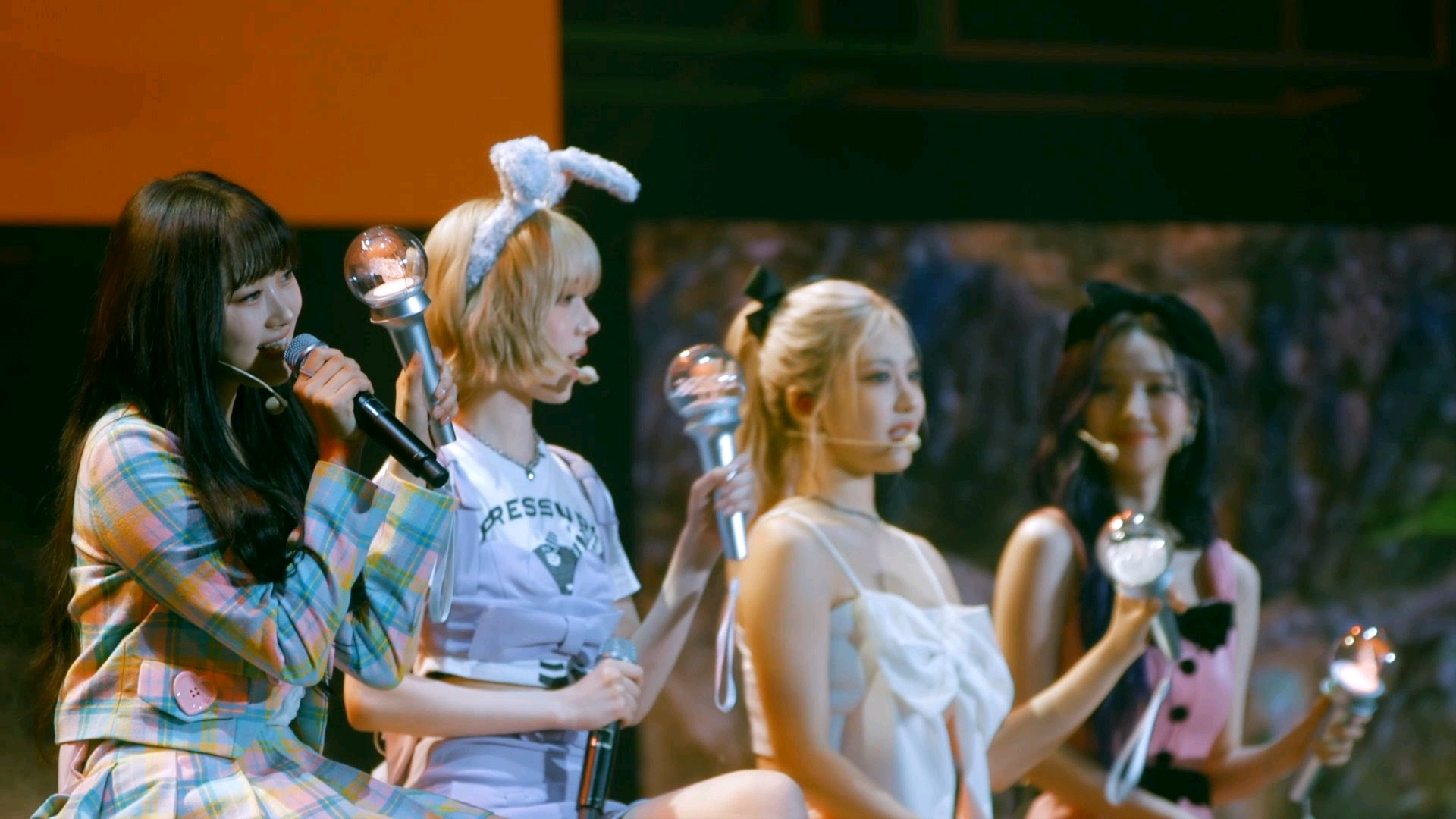 Aespa专辑《girls》声破天总流媒突破3亿,第五组k Pop女团做到! 哔哩哔哩