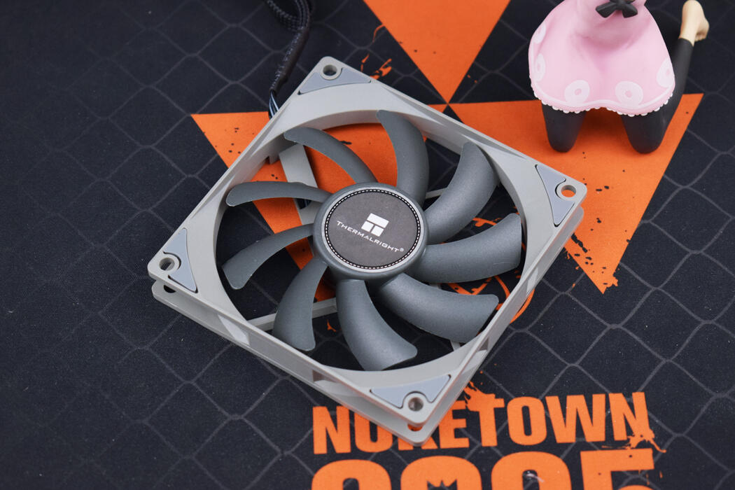 A4小钢炮好搭档，利民AXP90-X53 ITX散热器试玩 - 哔哩哔哩