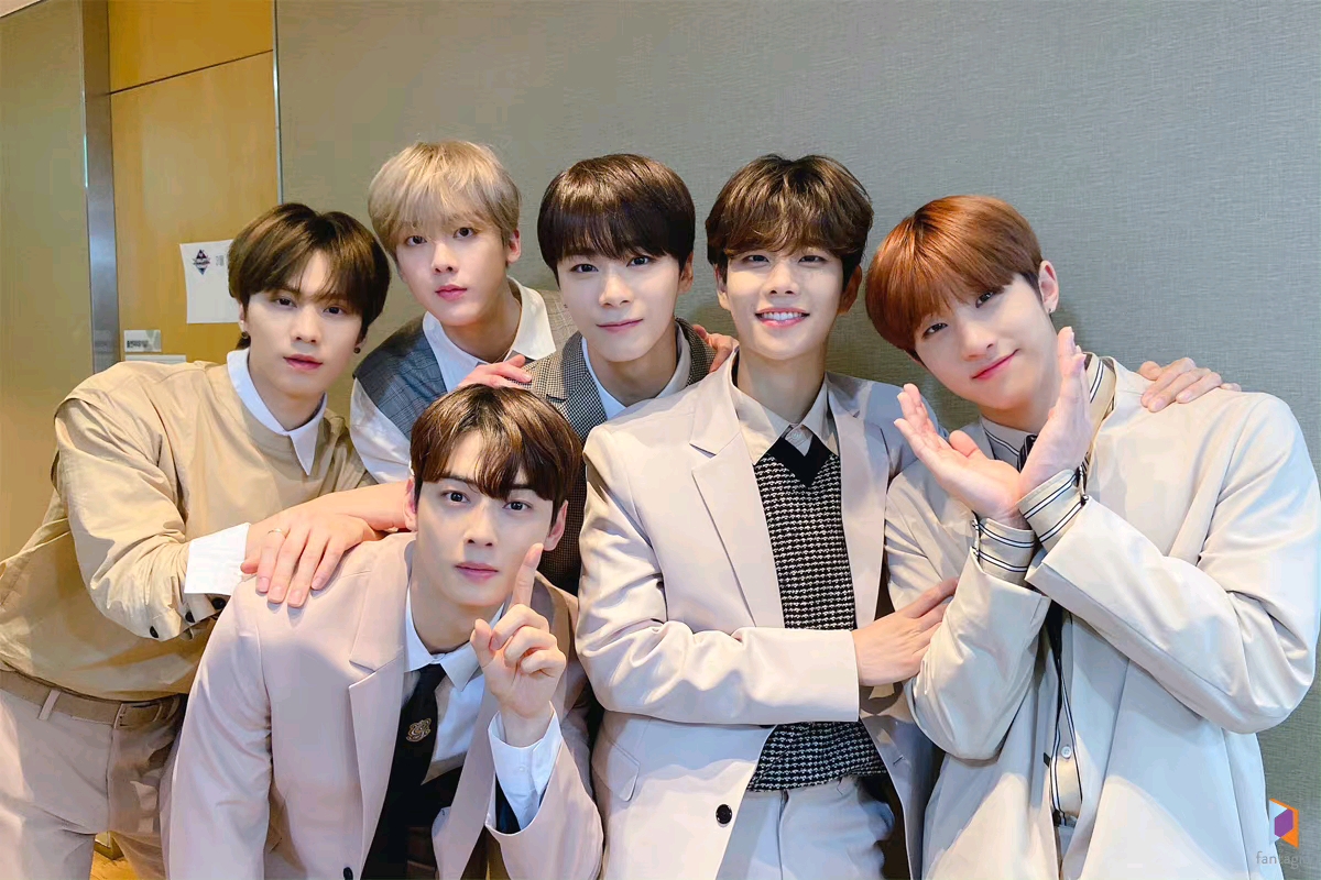 【ASTRO】全员篇——ASTRO的第七位成员之元旦 - 哔哩哔哩