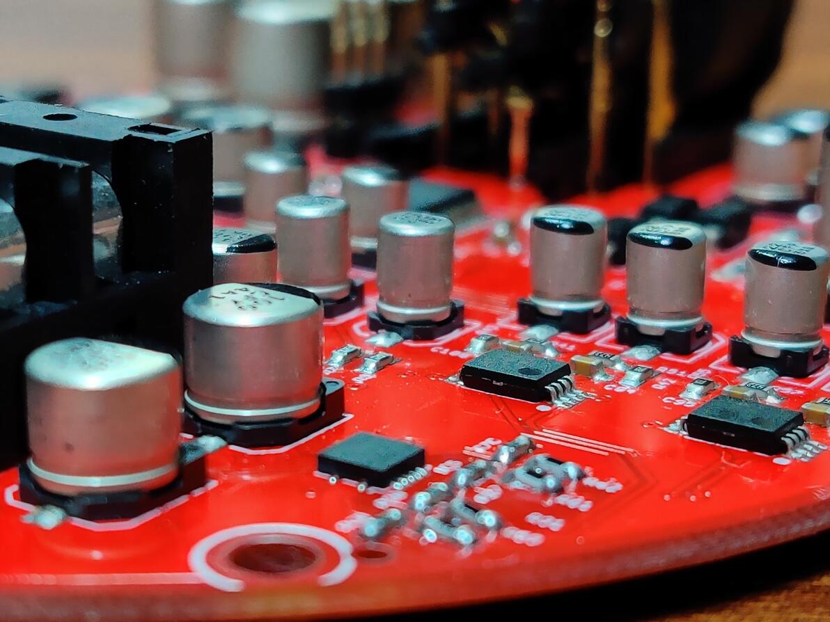 IXI MEGA M2，集成专业级话放和耳放的录音-直播声卡（音频接口）就算裸了也找不到缺点 - 哔哩哔哩