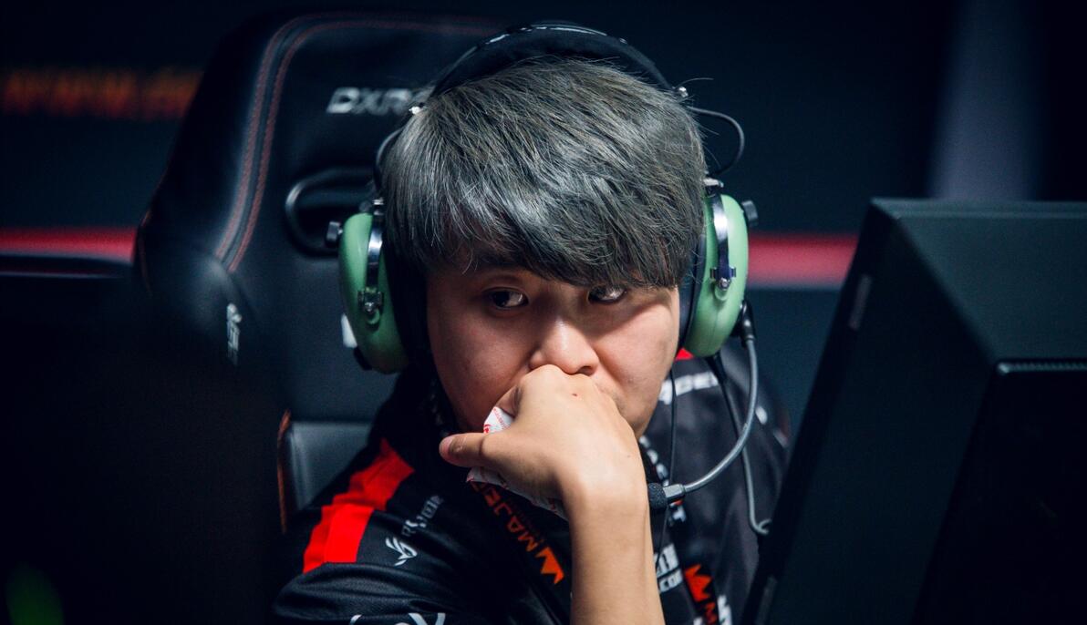 黄金一代“captainMo”的职业生涯映射出的是CNCS沉重而迷茫的脚步 - 哔哩哔哩