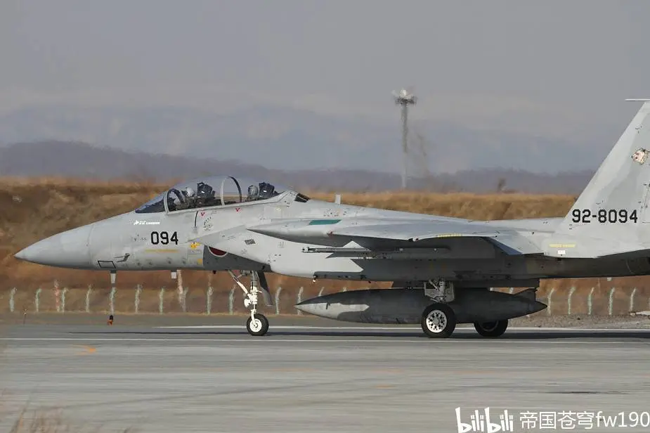 大缩水！日本确认仅升级68架F-15J战斗机 - 哔哩哔哩