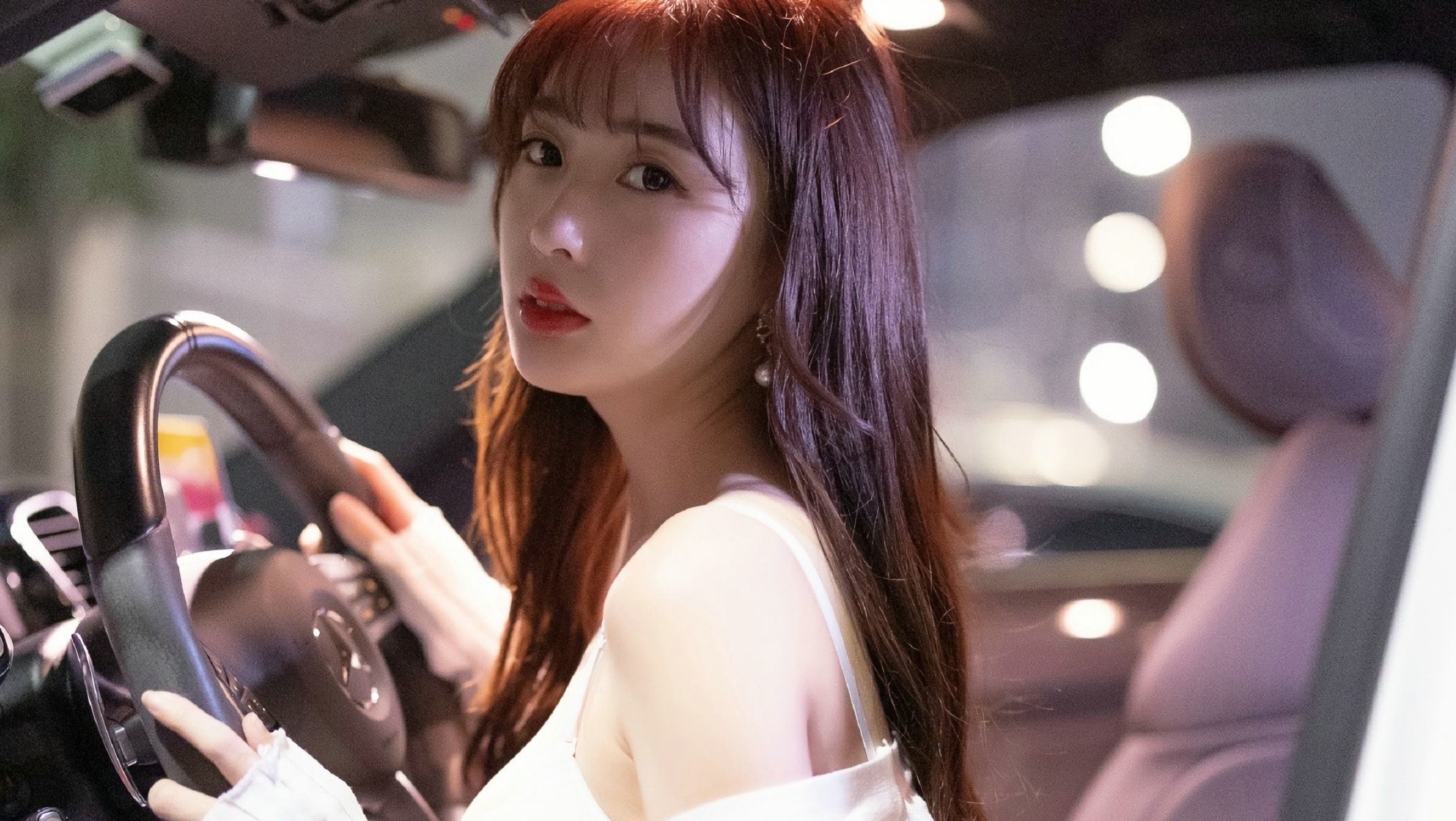 林星阑——夜色下的女司机 - 哔哩哔哩