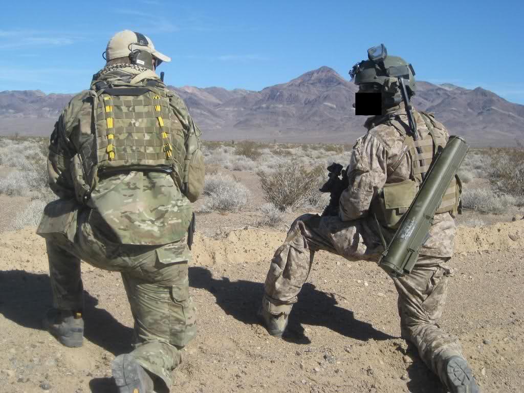 打完就扔，壕无人性——美国M72 LAW单兵火箭筒 [轻武器科普] - 哔哩哔哩