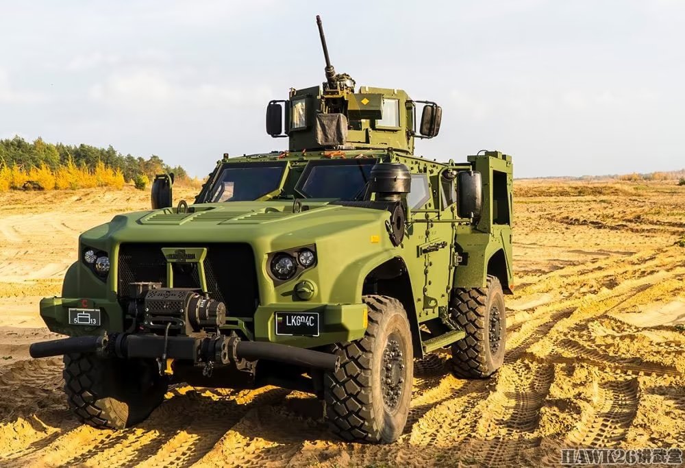 斯洛伐克采购192辆JLTV 总价值2.5亿美元 作为援助乌克兰的补偿 - 哔哩哔哩